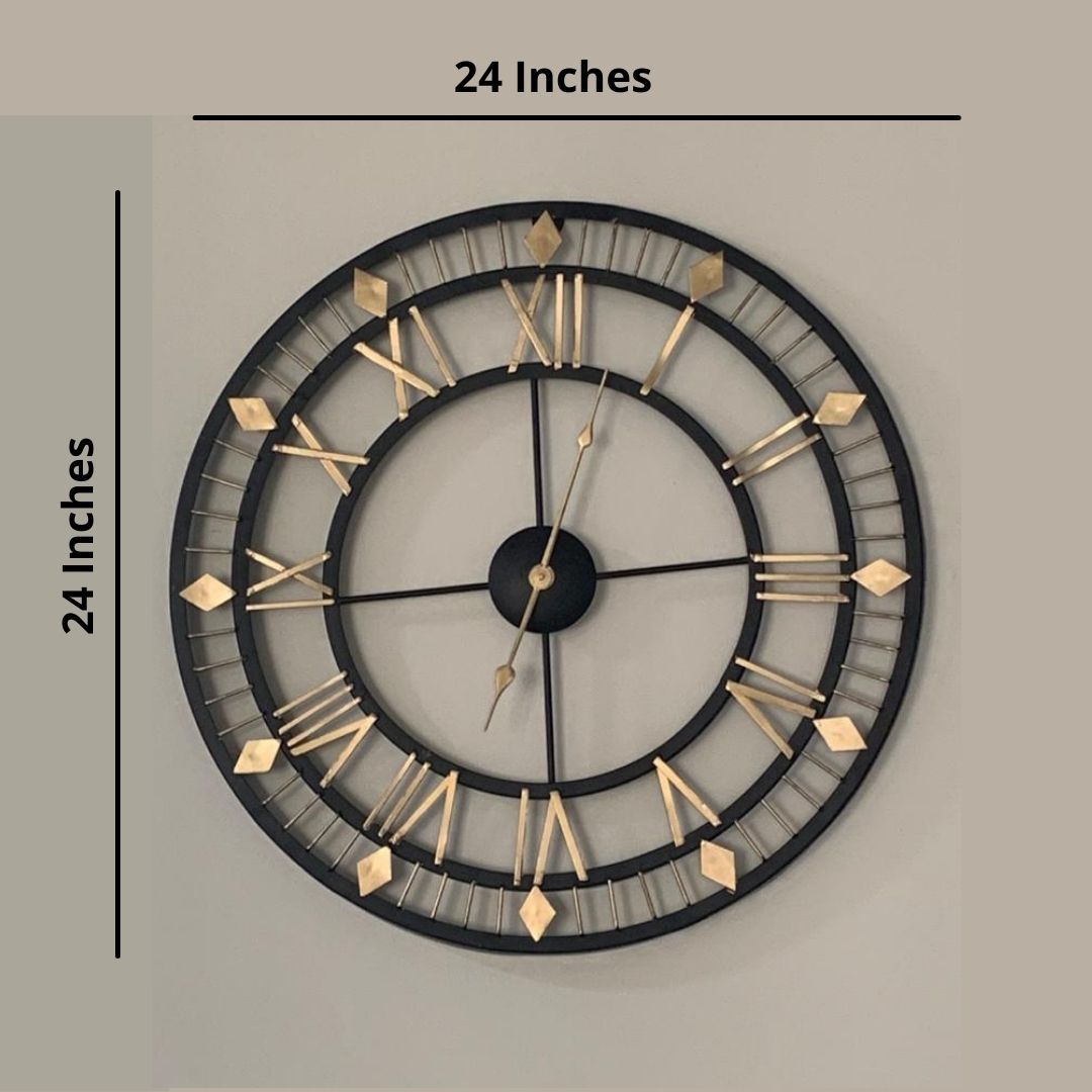 Roman Design Metal Wall Clock – Saajawat